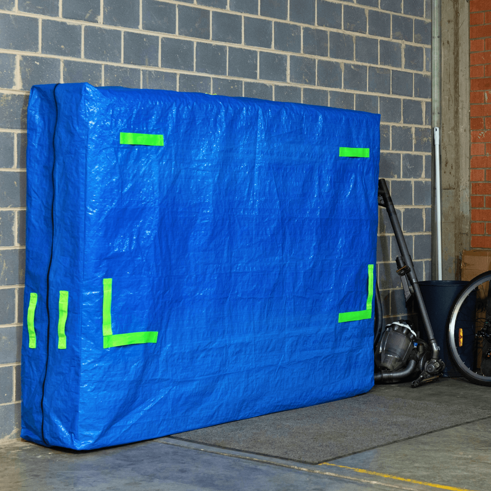 Unrivalled Extra Heavy-Duty Mattress Bags With 16 Handles